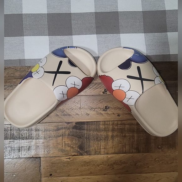 Sesame Street | Shoes | Brand New Elmo Slides | Poshmark